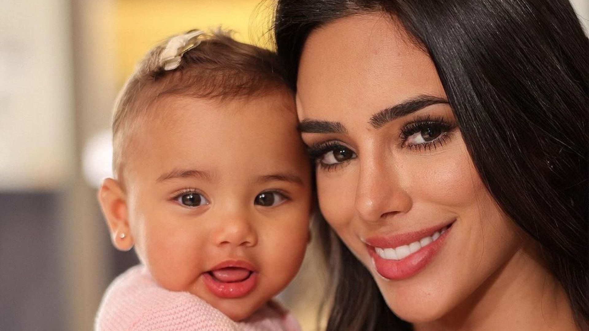 Após Neymar assumir terceira filha, Bruna Biancardi mostra novas fotos de Mavie - Folha de ...